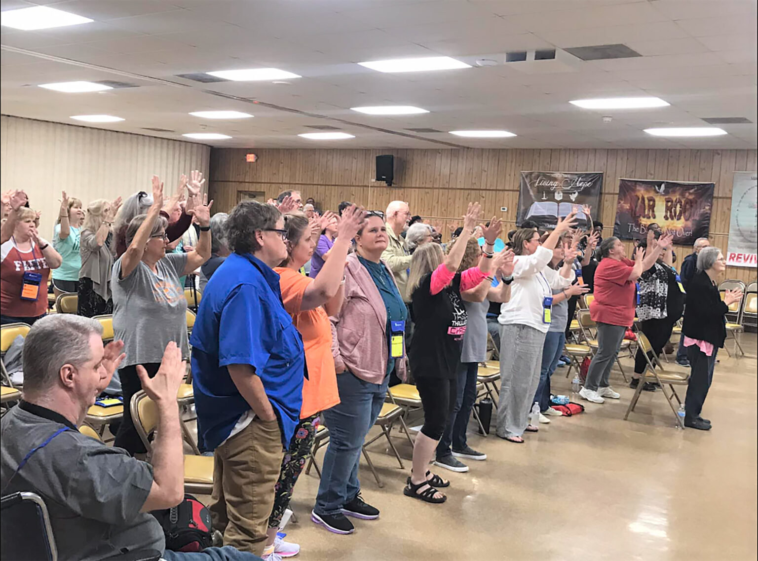 Deaf conference confronts ministry needs, interpreter shortage